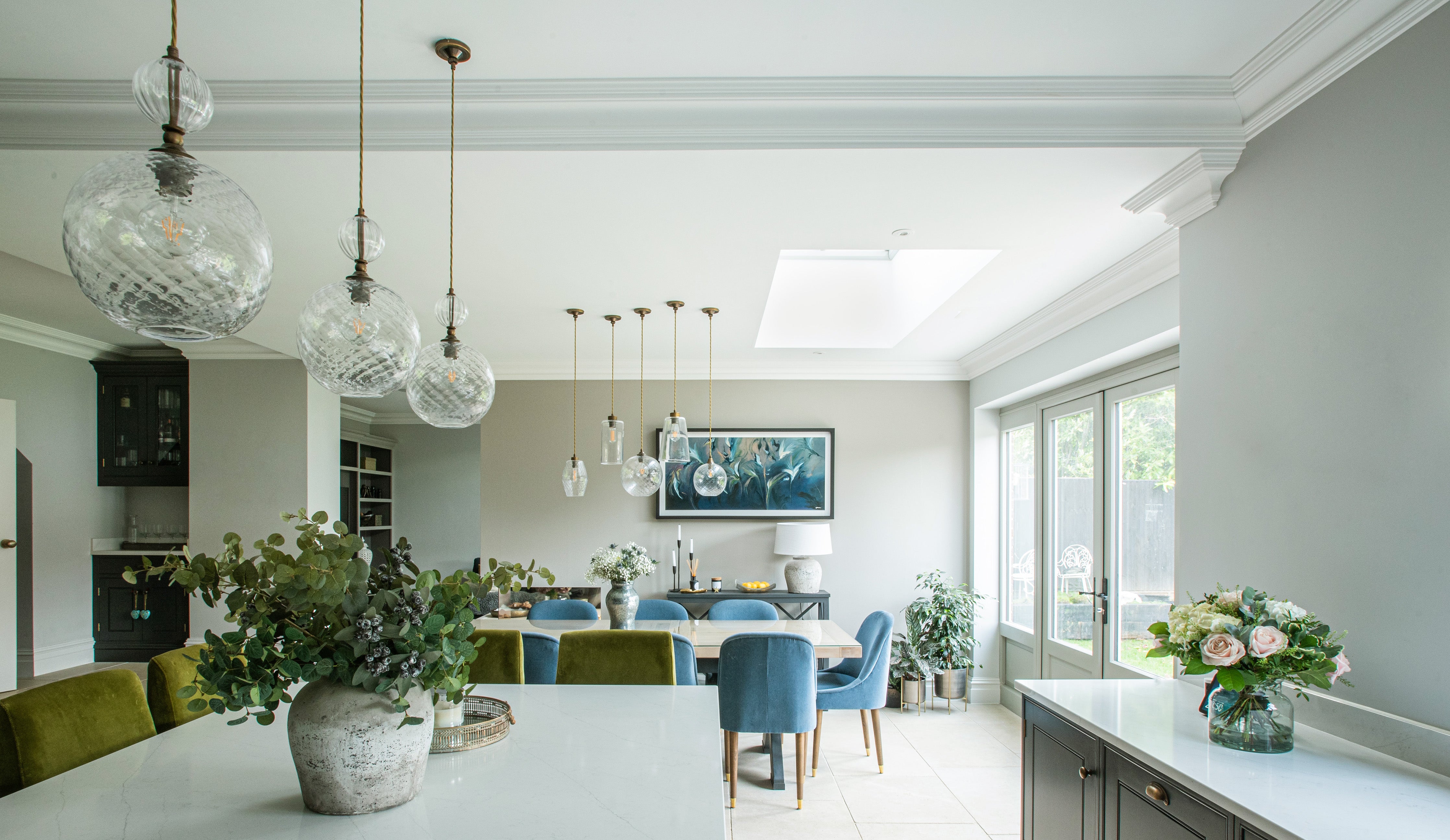 How to create a fresh and airy space