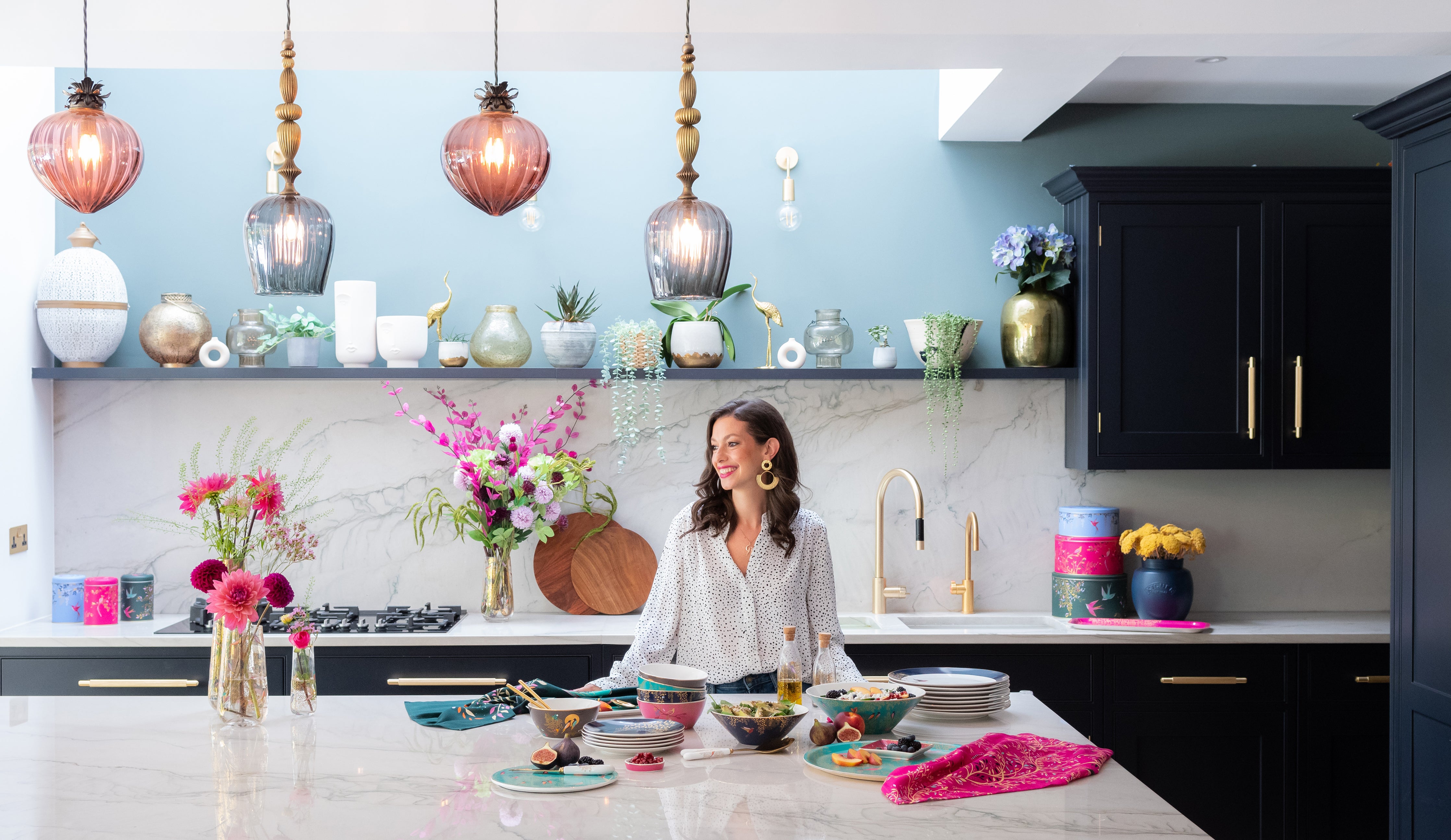 Sara Miller London - Gold Decorative details