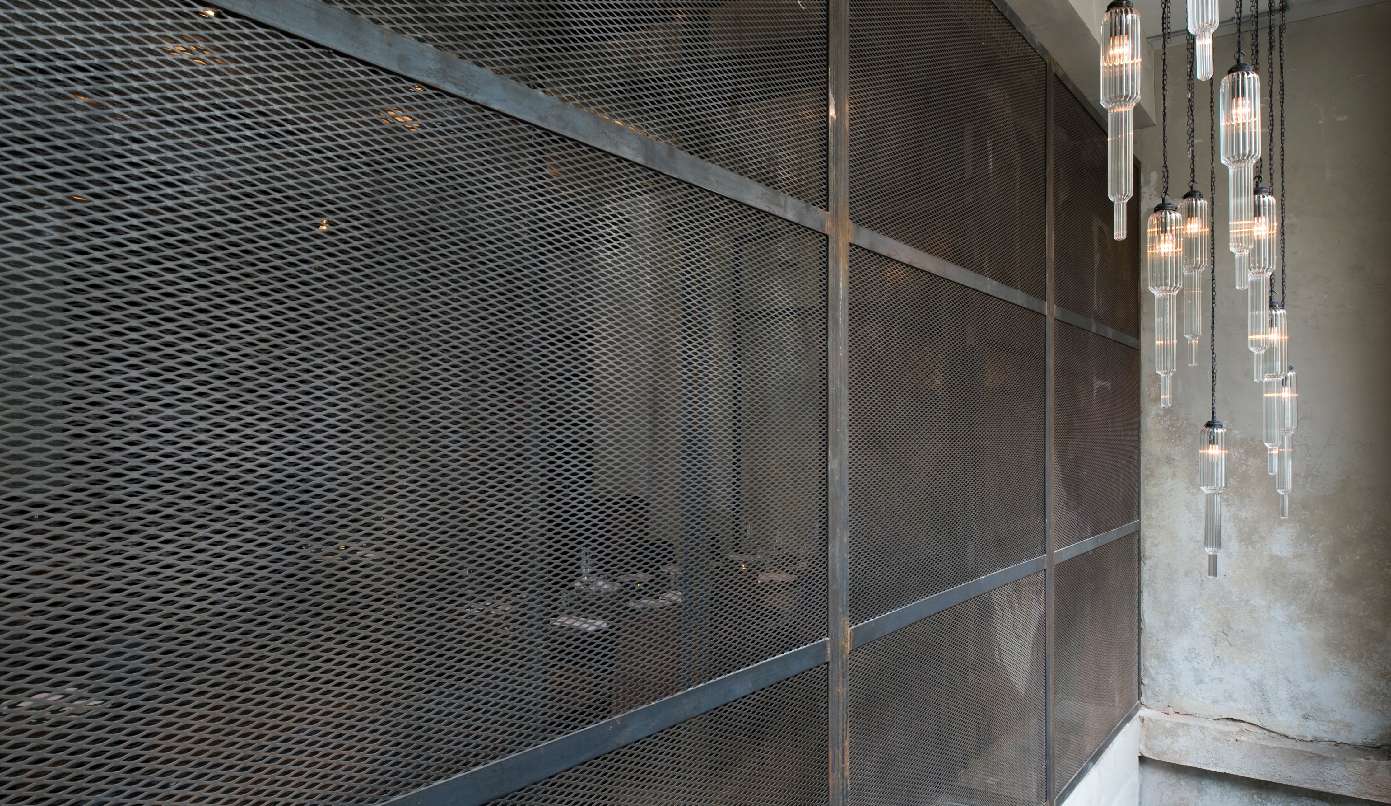 Industrial minimalism - Dabbous Restaurant