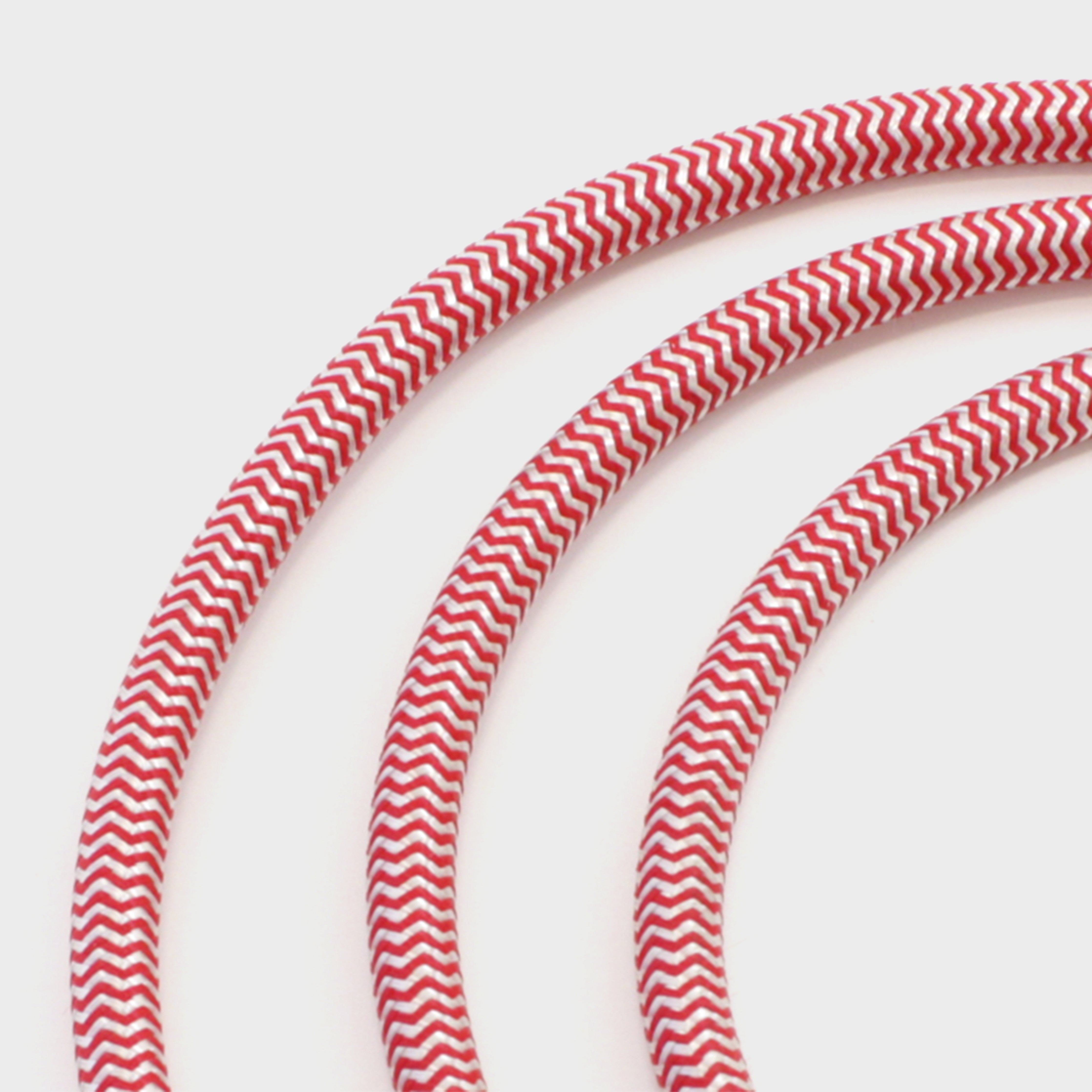 Red & White Herringbone Lighting Cable